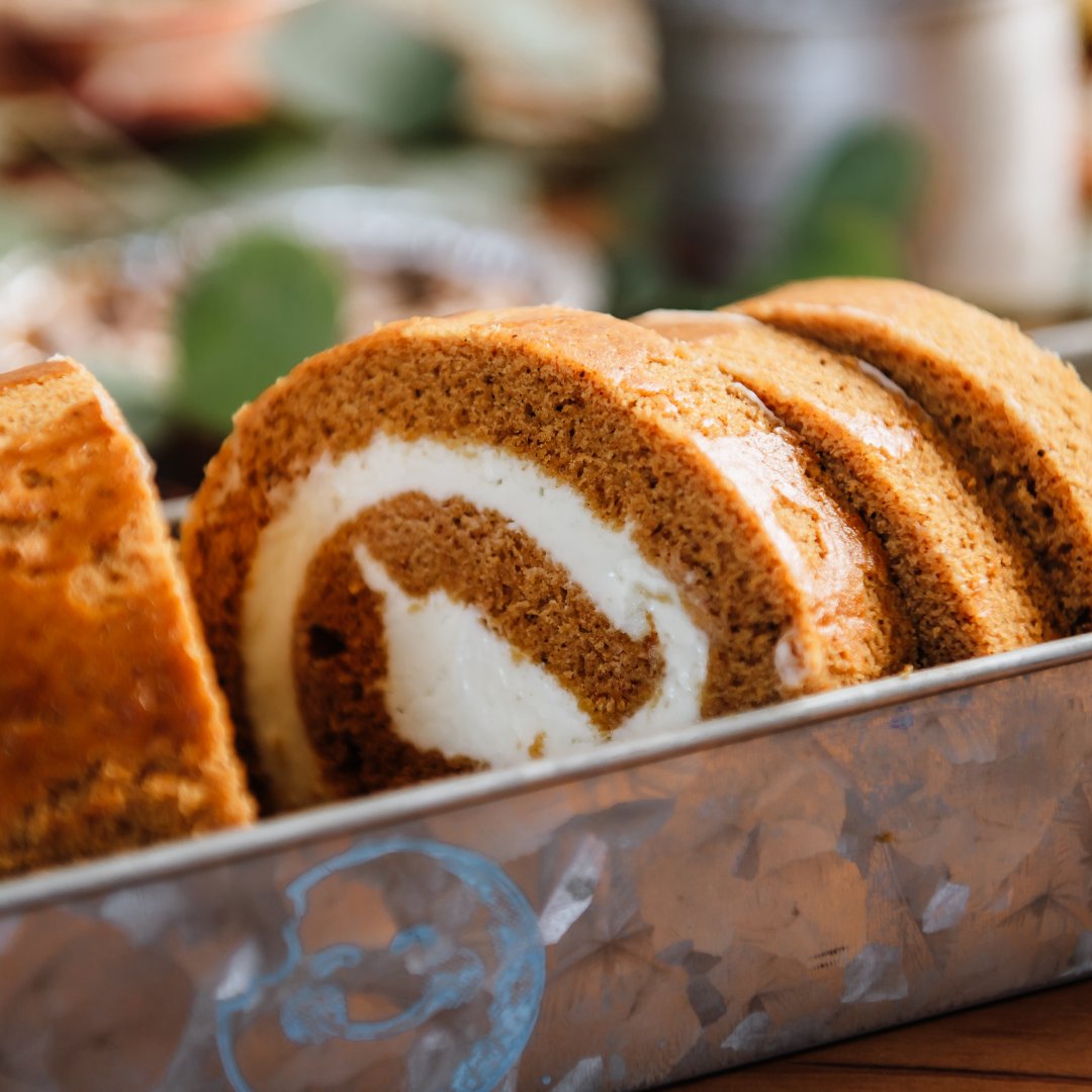 Thanksgiving Schedule – Blue Moon Bakery